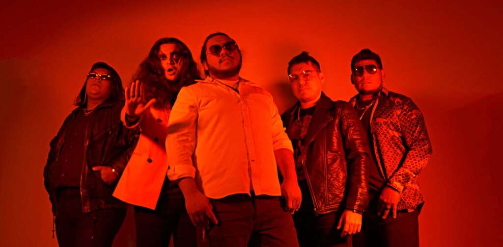 Jadeh estrena 'Dama' - ClaudiaPeralta