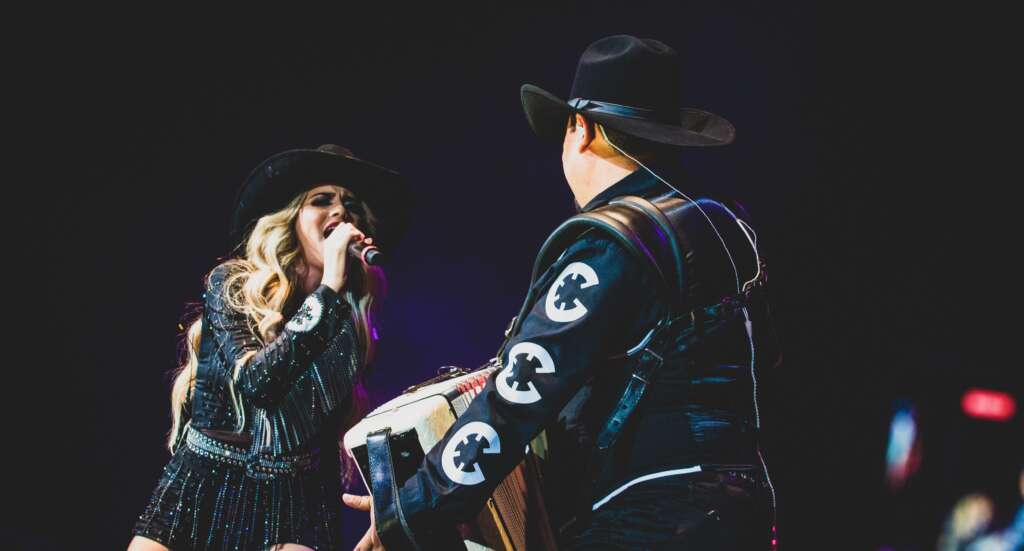 La Casetera estrena el álbum 'En vivo desde Monterrey' - ClaudiaPeralta