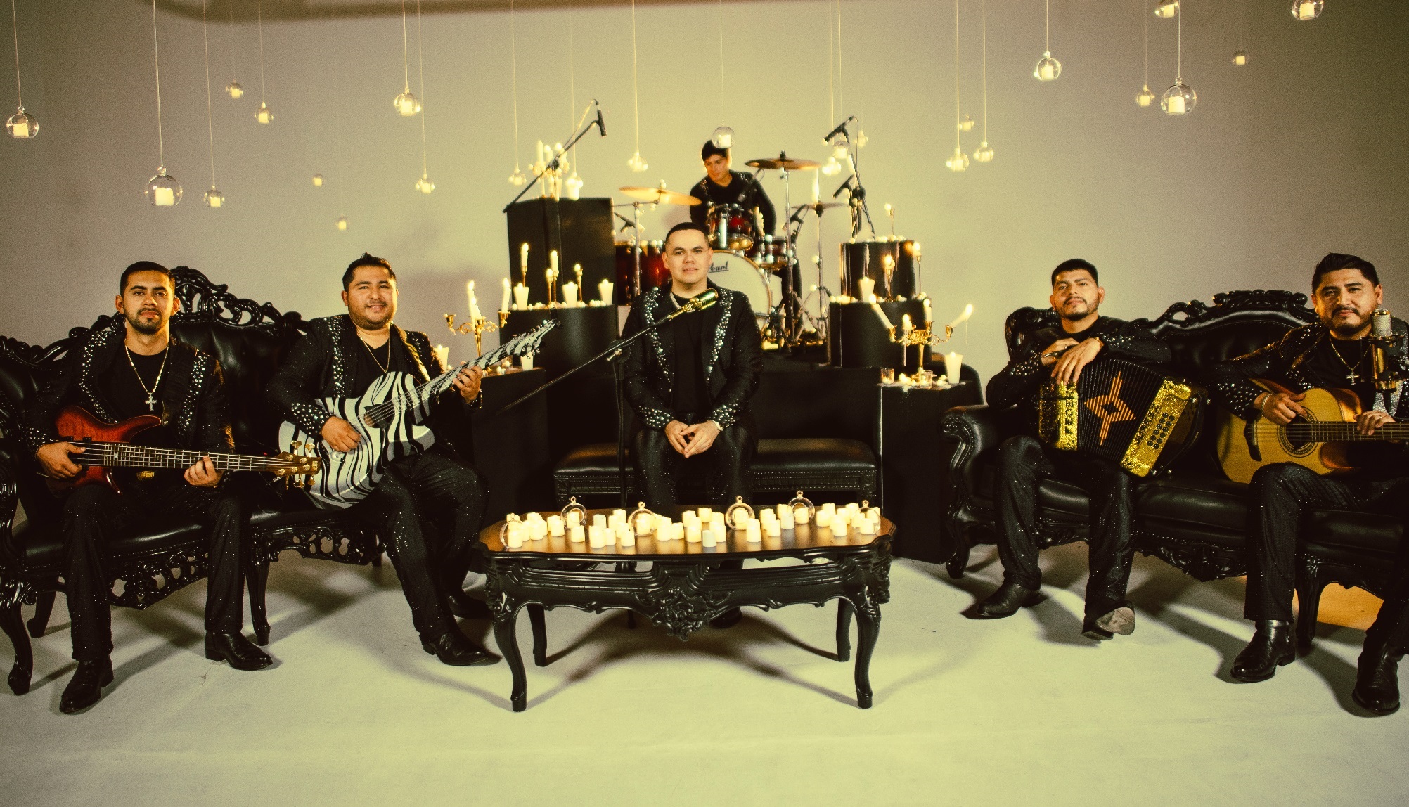 Enigma Norteño lanzan el EP 'Las Que Más Nos Gustan' - ClaudiaPeralta